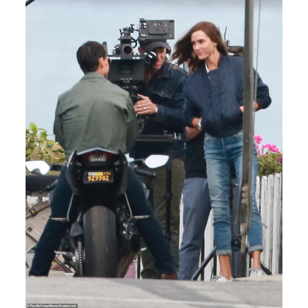 Top Gun Maverick Penny Benjamin Jacket – Trendy & Lightweight Bomber