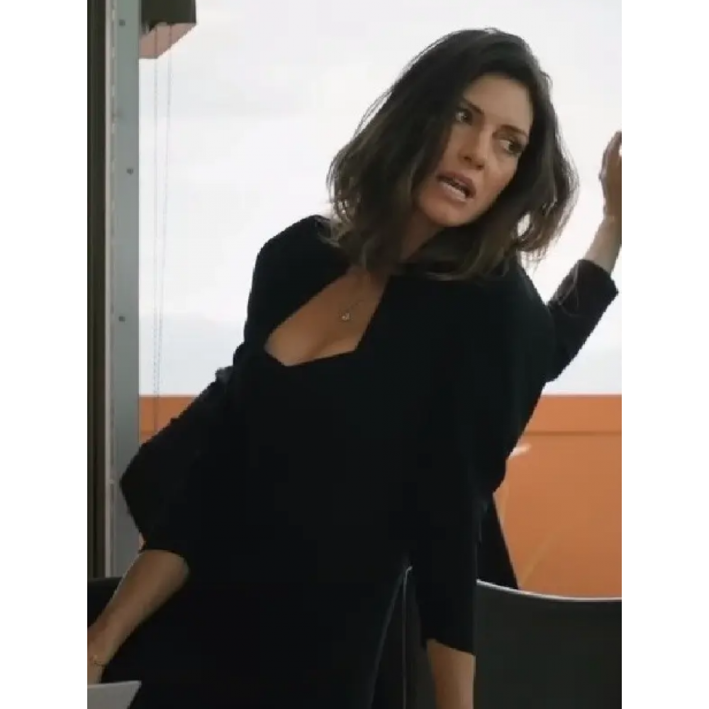 Yellowstone S05 Lynelle Perry Blazer