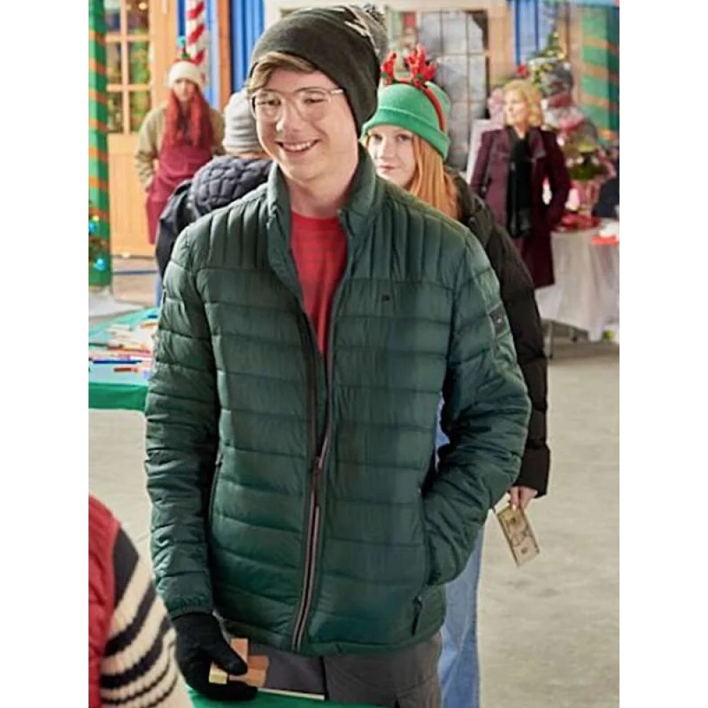 Auldin Maxwell A World Record Christmas Jacket | AmericaSuits