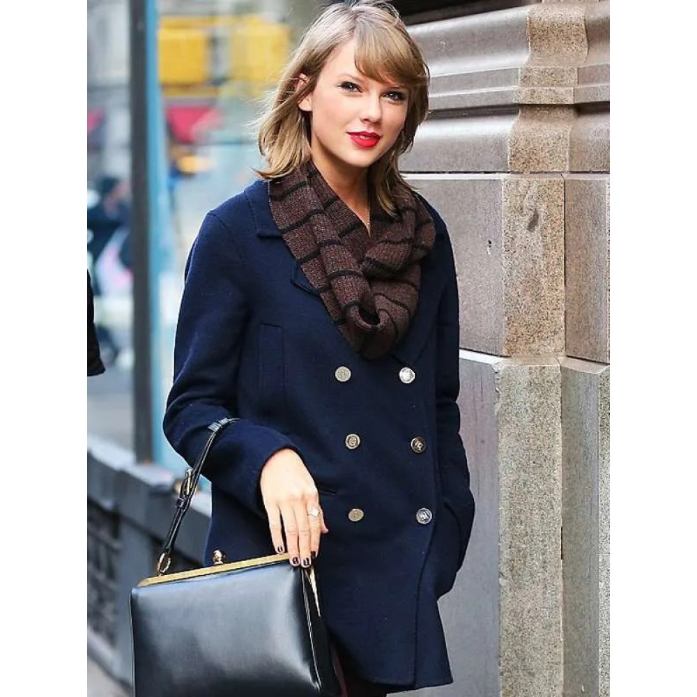 Taylor Swift Street Style Winter